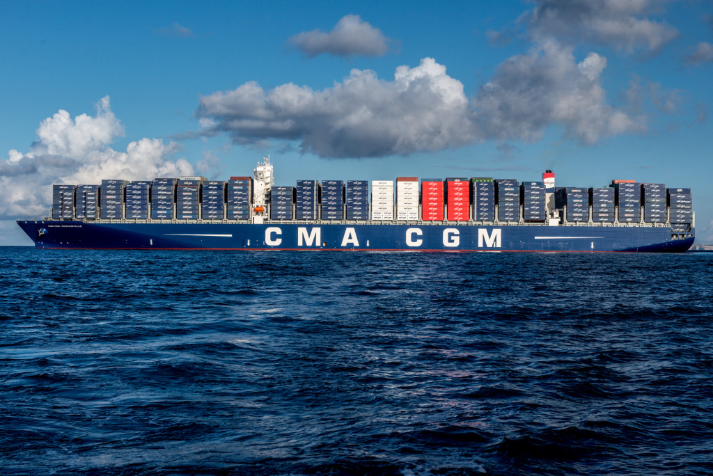 Transport maritime/Innovation : CMA CGM met à l'eau le premier navire ...