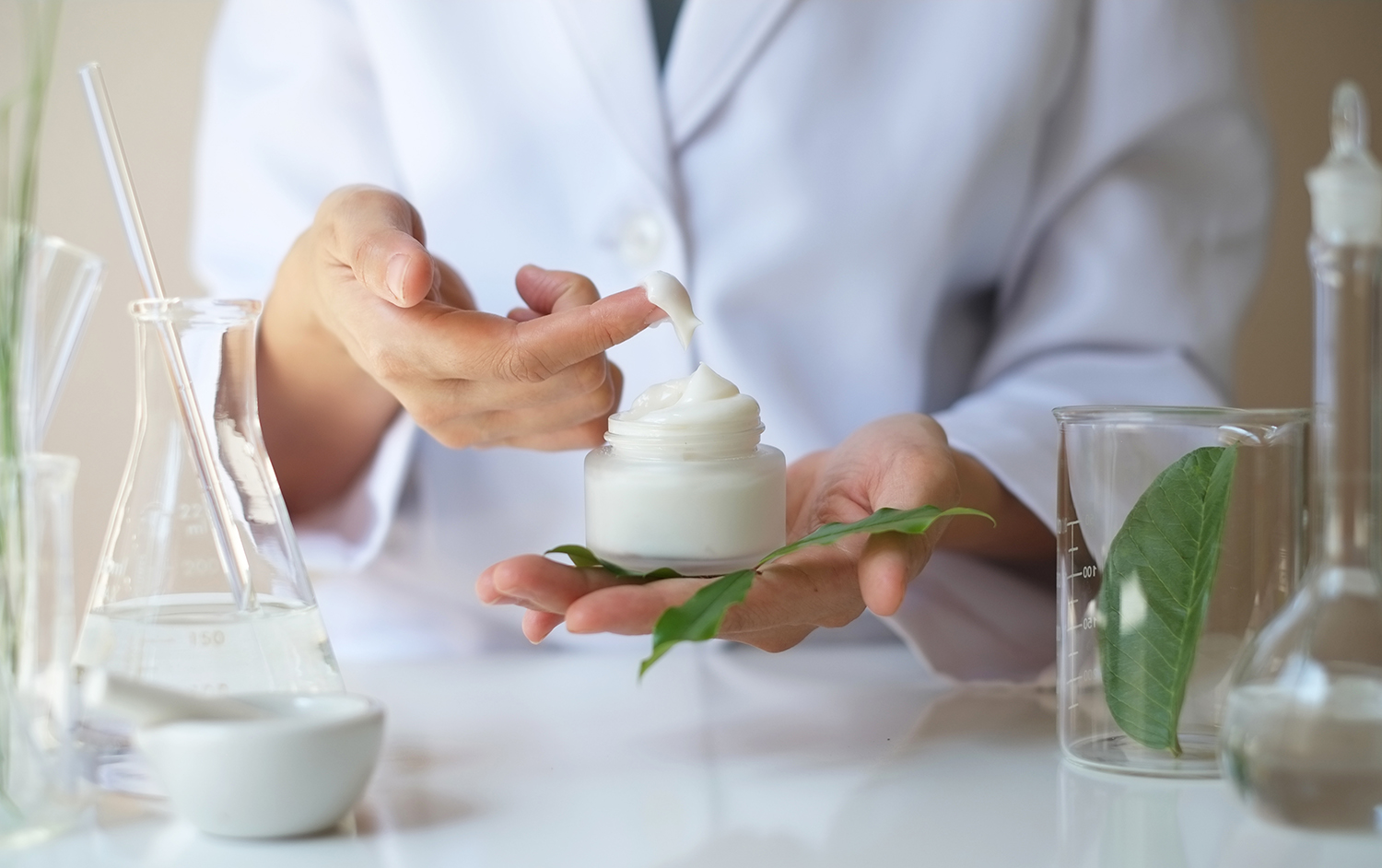 Cosmétiques : la réglementation, clé de la conquête de nouveaux marchés ...
