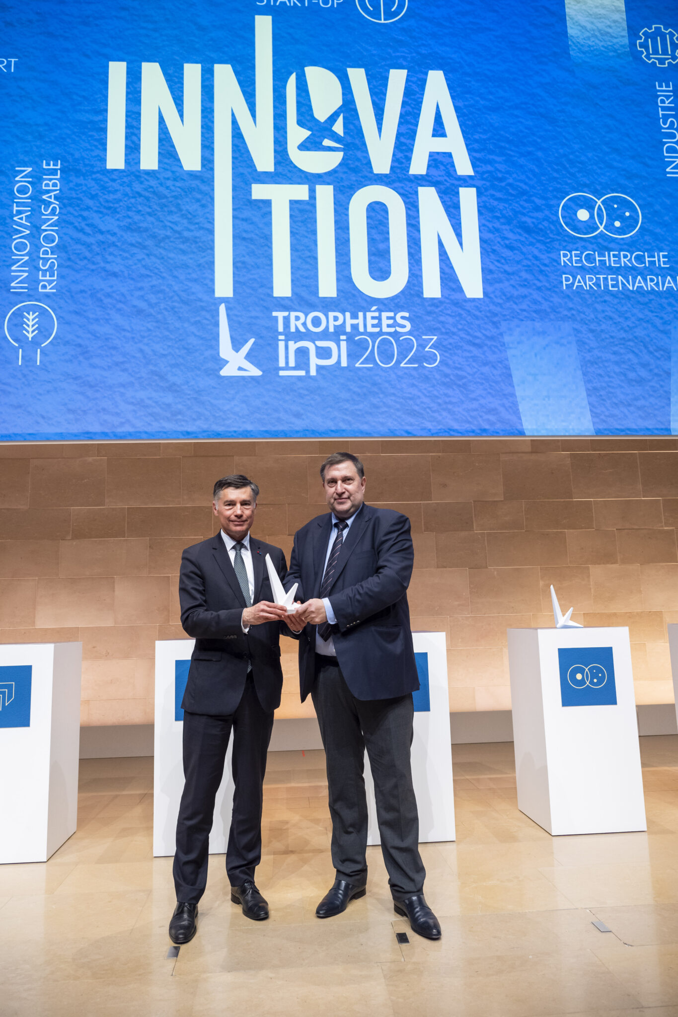 Entreprises, en bref : Grand Pavois La Rochelle, Barrisol Normalu ...