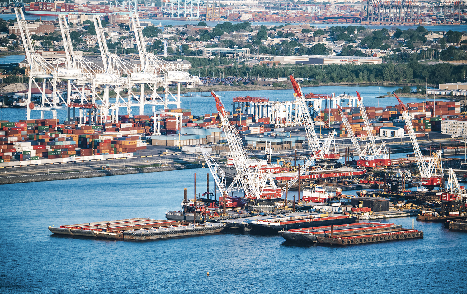 Grèves dans les ports américains : réouverture des terminaux après ...